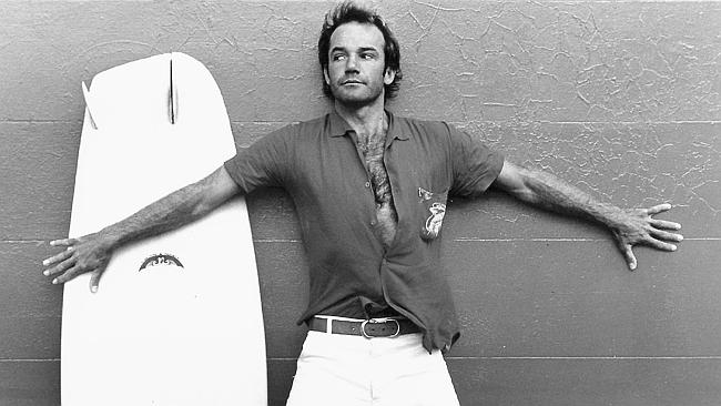 De Peter Drouyn à Westerly Windina, le surfeur devenu surfeuse