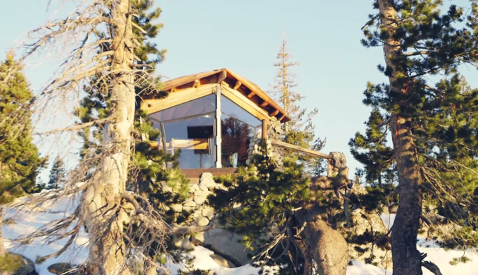 La légende du snowboard Mike Basich construit la maison de ses rêves