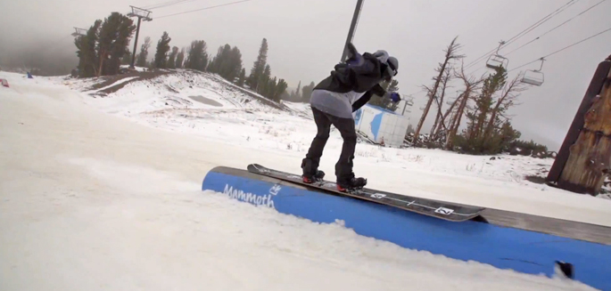 Voici le test du plus long snowboard au monde (officieusement)