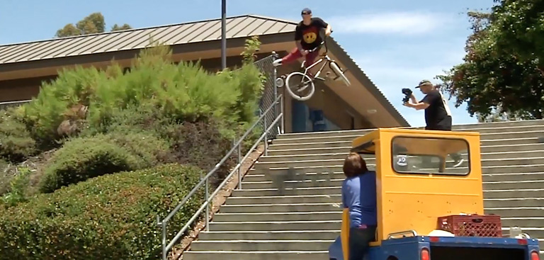 Justin Gautreau signe chez Cult avec une vidéo choc