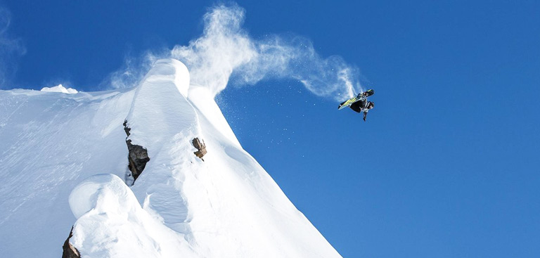 Les plus belles chutes de Travis Rice dans "The Fourth Phase"