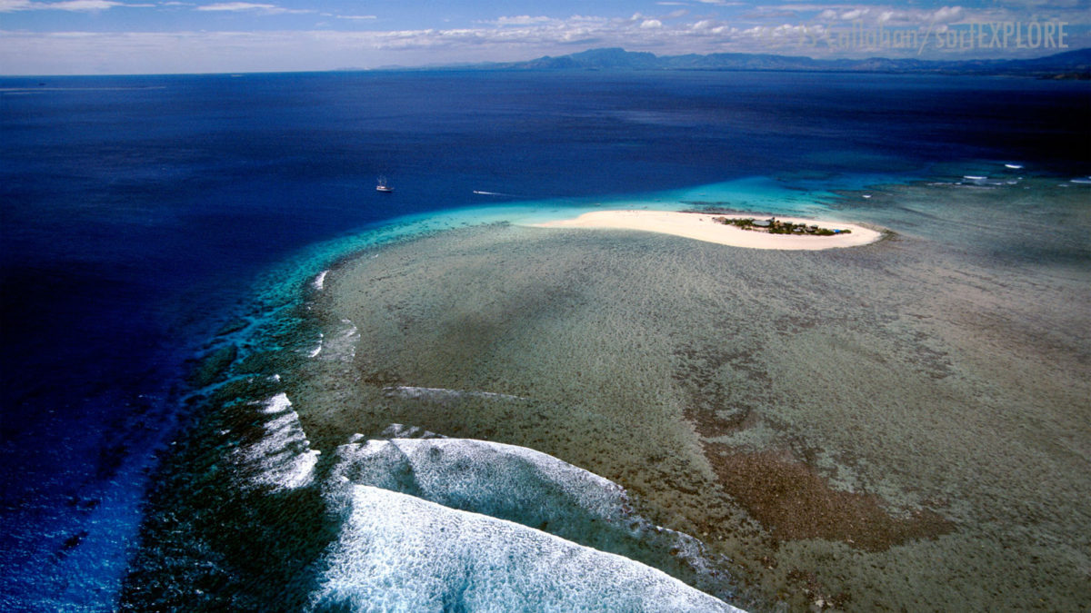 12 vagues dans l'Océan Pacifique by SurfExplore