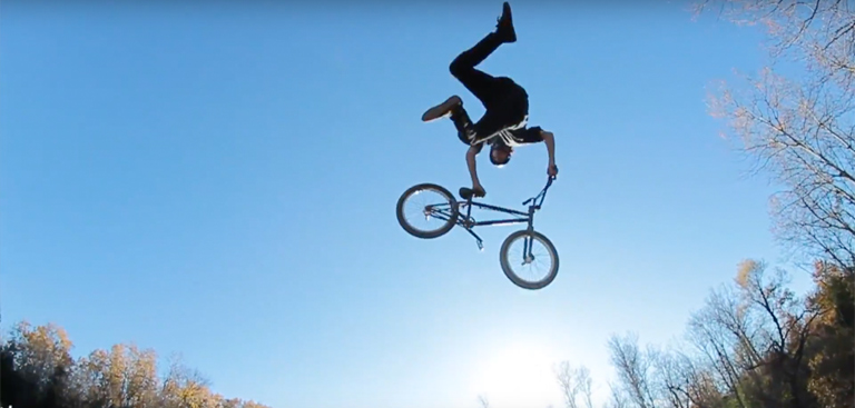 World first : Mike Varga balance le premier 1260 de l'histoire