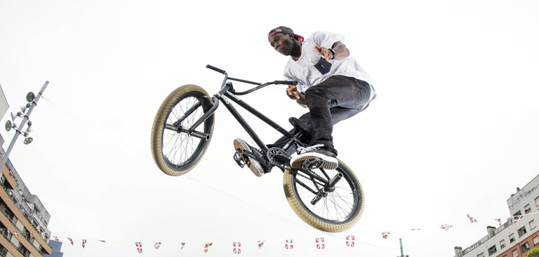 Courage Adams s'offre la ligne de sa vie à Madrid