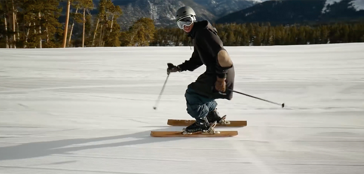 Il fabrique ses skis avec deux morceaux de bois et c'est impressionant