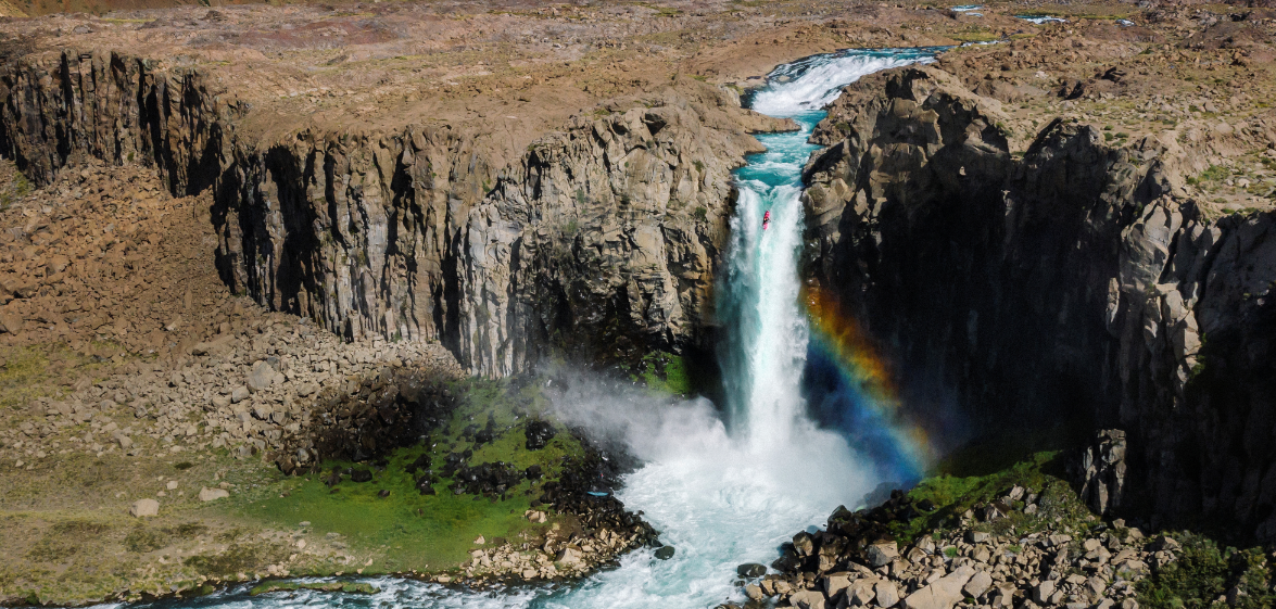 Actu Ride #16 : Cascade vertigineuse en kayak et retour sur les plages
