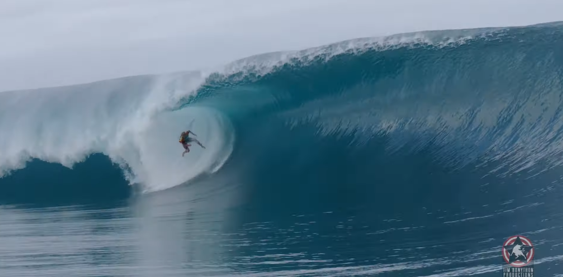 La compilation ultime du réalisateur Tim Bonython à Teahupoo