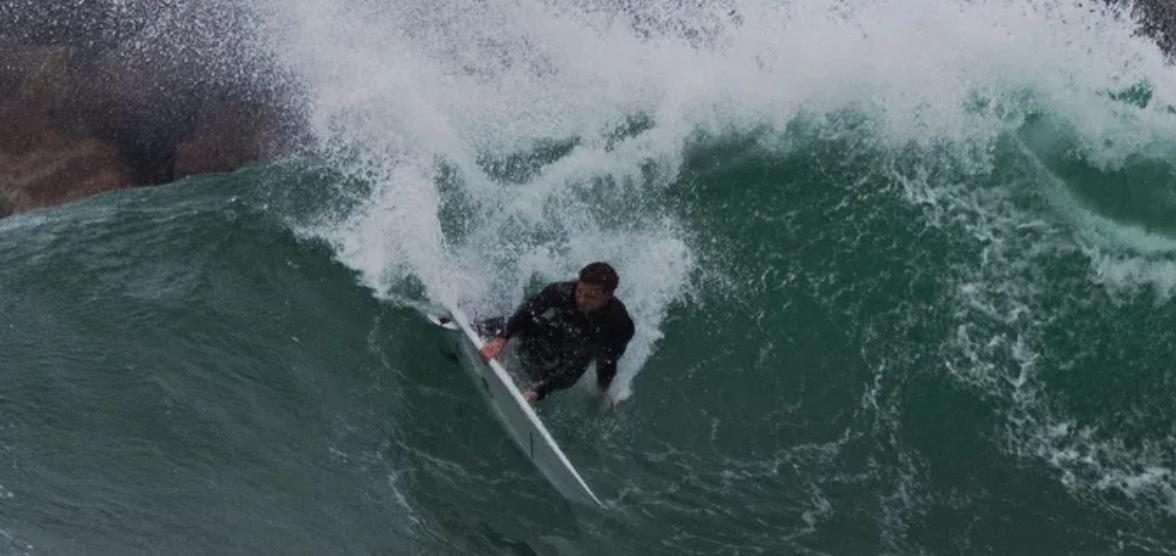 Un surfeur perd une jambe après une attaque de requin en Australie